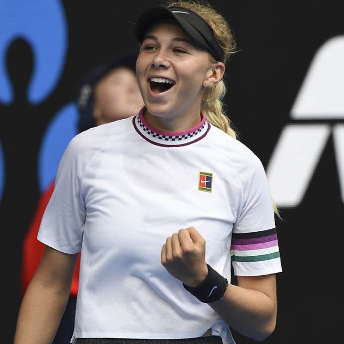 Youth movement: Anisimova into last 16 | Australian Open