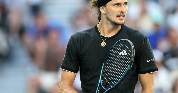 Zverev in ominous form to punch ticket to final eight | AO